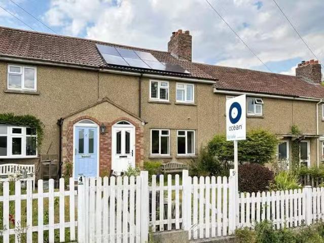 3 bedroom terraced house for rent in Rock Cottages Pill, BS20