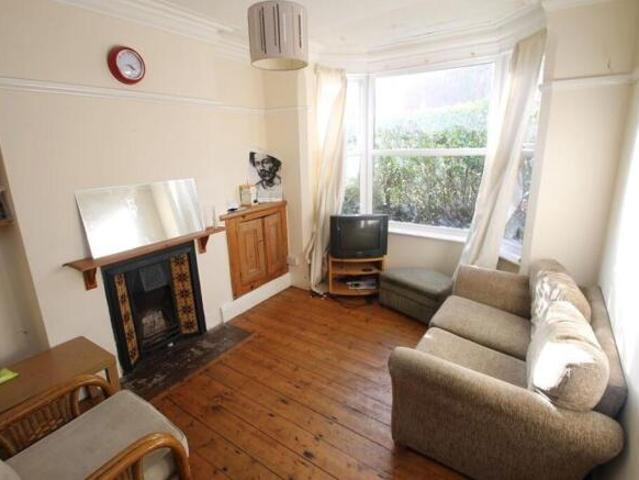 3 bedroom terraced house for rent in Roman Street, Leicester, LE3