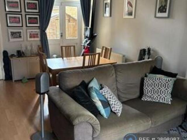 3 bedroom terraced house for rent in Ropery Street, London, E3