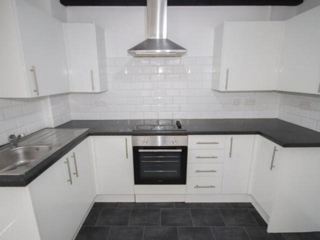 3 bedroom terraced house for rent in Rose Street, Sheerness, Kent, ME12