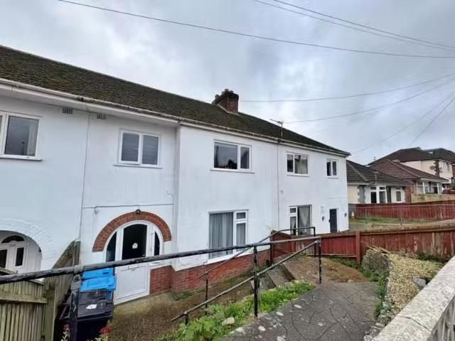 3 bedroom terraced house for rent in Rossmore Road, BH12