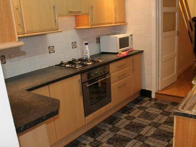 3 Bedroom Terraced House For Rent In Riverside