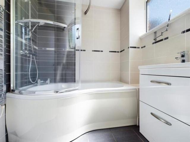 3 bedroom terraced house for rent in Ribble Way, Riverdene, Basingstoke, RG21