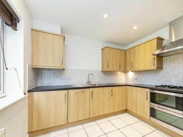3 Bedroom Terraced House For Rent In Richmond
