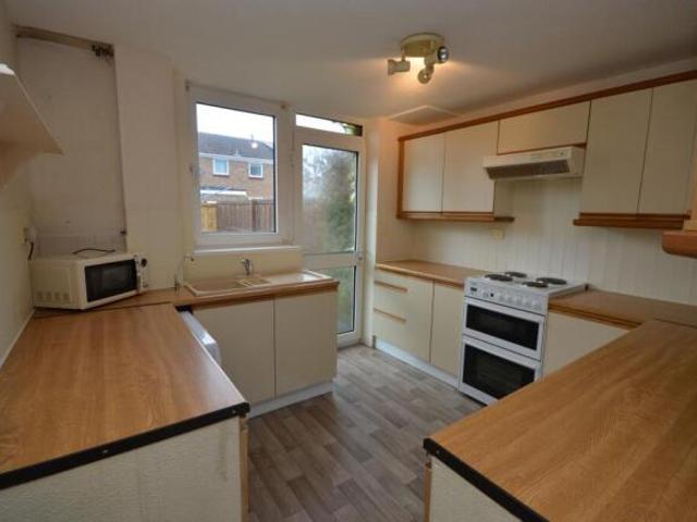 3 bedroom terraced house for rent in Ridge Nether Moor, Liden, SN3