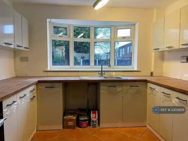 3 bedroom terraced house for rent in Riley Dr, Birmingham, B36