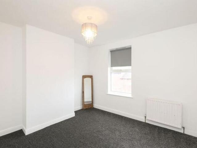 3 bedroom terraced house for rent in Rising Street, Sheffield, S3
