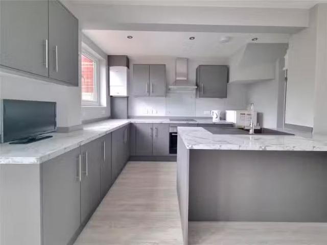 3 bedroom terraced house for rent in Rutland Way, Orpington, K.