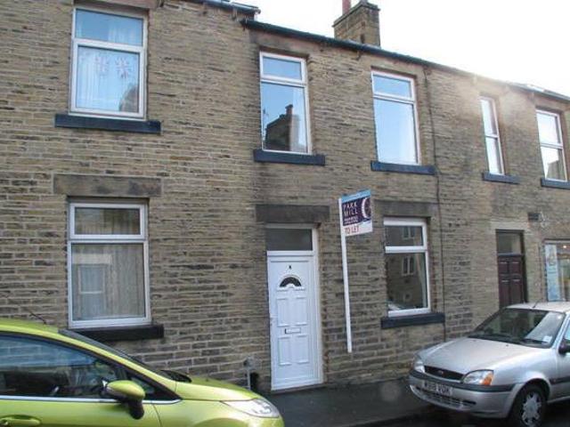 3 bedroom terraced house for rent in Russell StreetSkiptonBD23