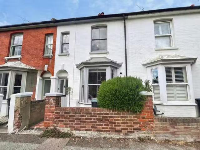 3 bedroom terraced house for rent in Woodlawn Street Whitstabl.