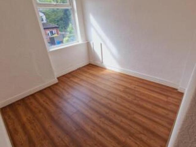 3 bedroom terraced house for rent in water Street, Manchester, M9
