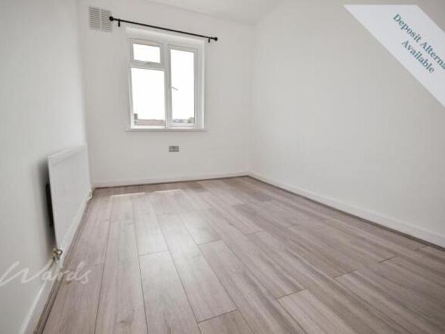 3 bedroom terraced house for rent in Wayfield Road Chatham ME5