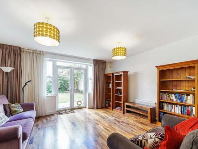 3 Bedroom Terraced House For Rent In Wandsworth, London
