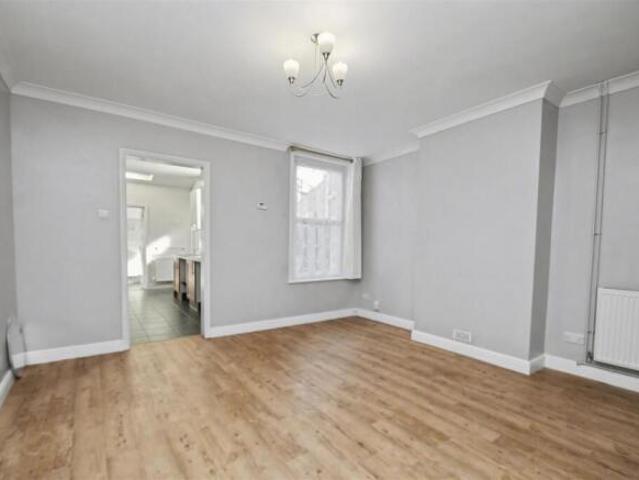 3 bedroom terraced house for rent in Wellesley Road, Ipswich, IP4