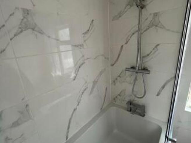 3 bedroom terraced house for rent in West End Avenue, Doncaster, DN5