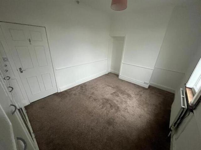 3 bedroom terraced house for rent in Westway, Droylsden, Manchester, Tameside, M43