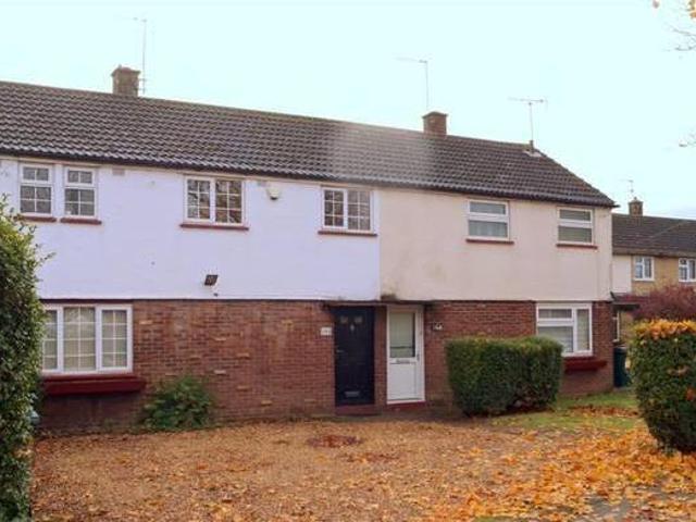 3 bedroom terraced house for rent in Whaddon Way Bletchley Milton Keynes MK3