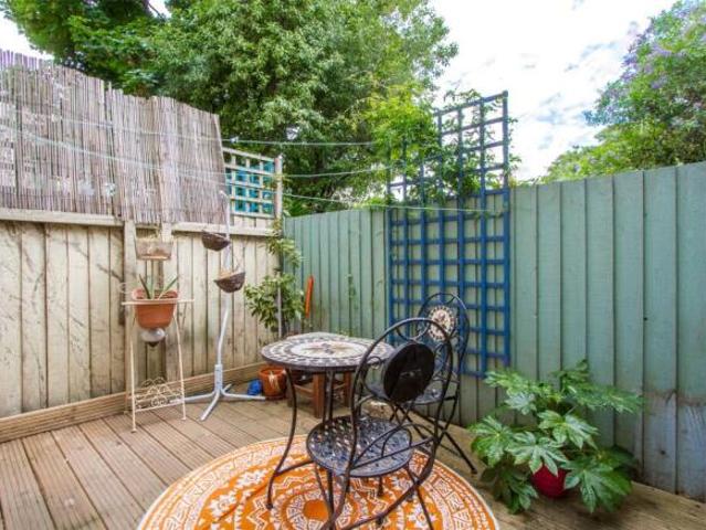 3 bedroom terraced house for rent in Whitecross Buildings, Whitecross Street, Brighton, BN1