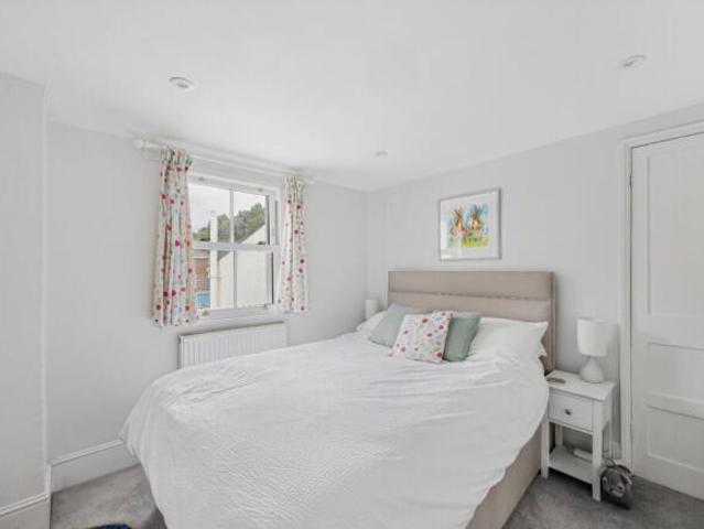 3 bedroom terraced house for rent in Whitecross Square, Leckhampton, Cheltenham, Gloucestershire, GL53