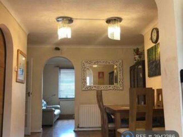 3 bedroom terraced house for rent in Whitehill Road, Crayford, Dartford, DA1