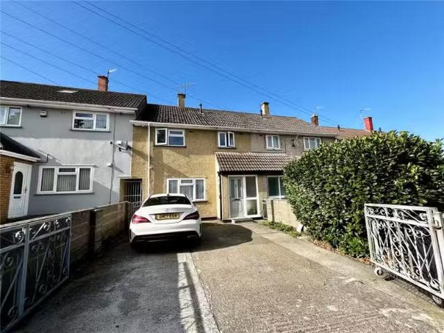 3 bedroom terraced house for rent in Withywood, Fair Furlong.