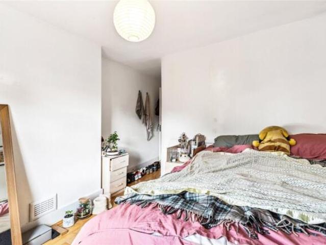3 bedroom terraced house for rent in Wightman Road, Hornsey, N8