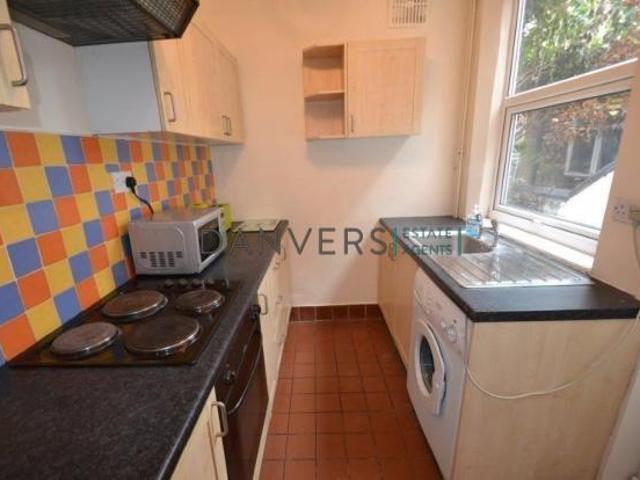 3 bedroom terraced house for rent in Wilberforce Road, Leicester, LE3
