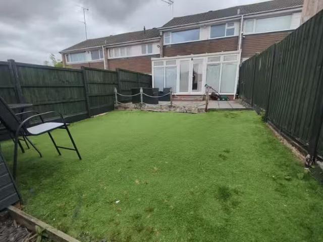 3 bedroom terraced house for rent in Willoughby Close, Binley.