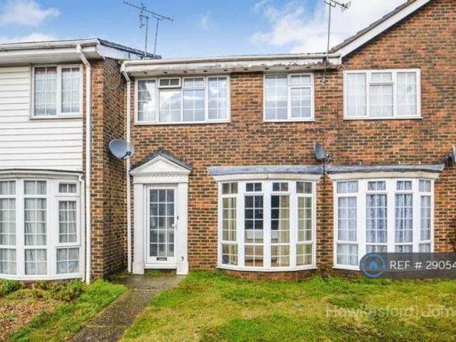 3 bedroom terraced house for rent in Wilton Terrace, Sittingbourne, ME10