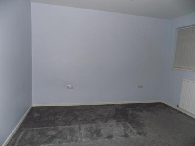 3 bedroom terraced house for rent in Winchester Gardens, Northfield, B31
