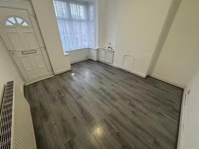 3 bedroom terraced house for rent in Windmill Lane, Smethwick.