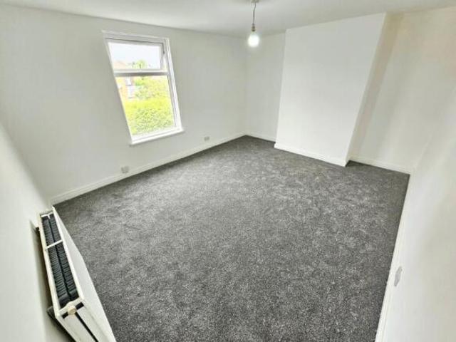 3 bedroom terraced house for rent in Windmill Lane, Stockport, SK5