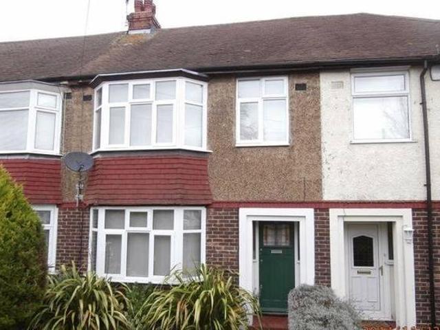 3 bedroom terraced house for rent in Windmill Street Strood Kent ME2