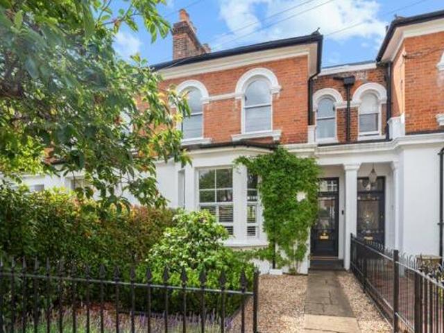 3 Bedroom Terraced House For Rent In Windsor