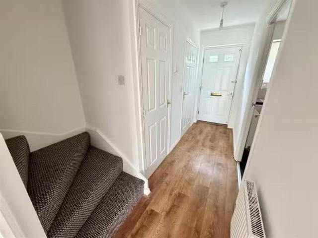 3 bedroom terraced house for rent in Wisteria Way, Bermuda Par.