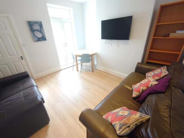 3 bedroom terraced house for rent in Wrenbury Street, Liverpool, L7
