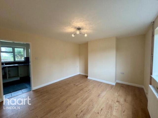 3 bedroom terraced house for rent in Tower Crescent, LINCOLN, LN2