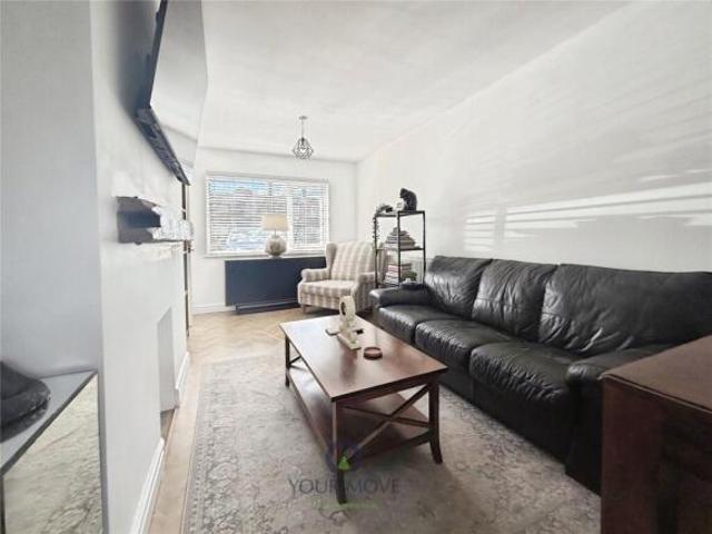 3 bedroom terraced house for rent in Toll House Road, Rednal, Birmingham, B45