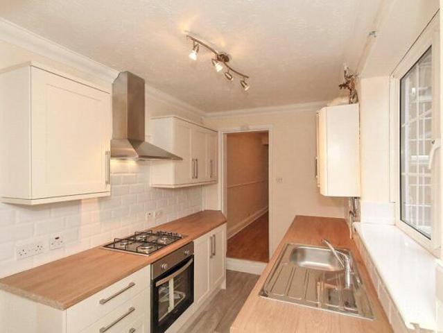 3 bedroom terraced house for rent in Tonge Road, Sittingbourne, Kent, ME10