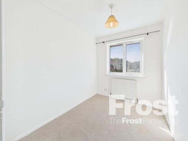 3 bedroom terraced house for rent in Torridge Road, Langley, Berkshire, SL3