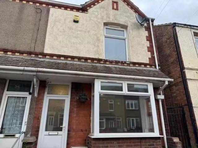 3 bedroom terraced house for rent in Torrington Street, Grimsb.