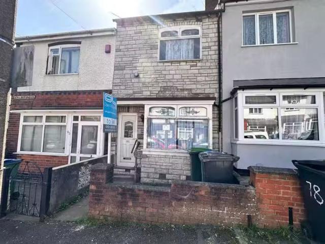 3 bedroom terraced house for rent in Talbot Road, Smethwick, B66
