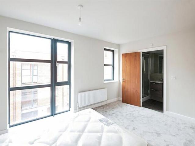 3 bedroom terraced house for rent in Tenby Street South, Birmingham, West Midlands, B1