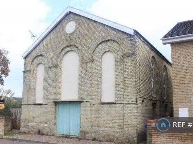 3 bedroom terraced house for rent in The Old Chapel Newmarket CB8