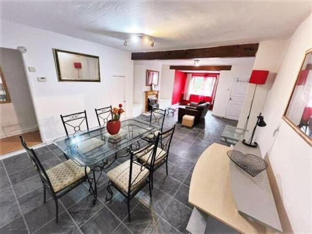 3 bedroom terraced house for rent in The Avenue, Salford, M7