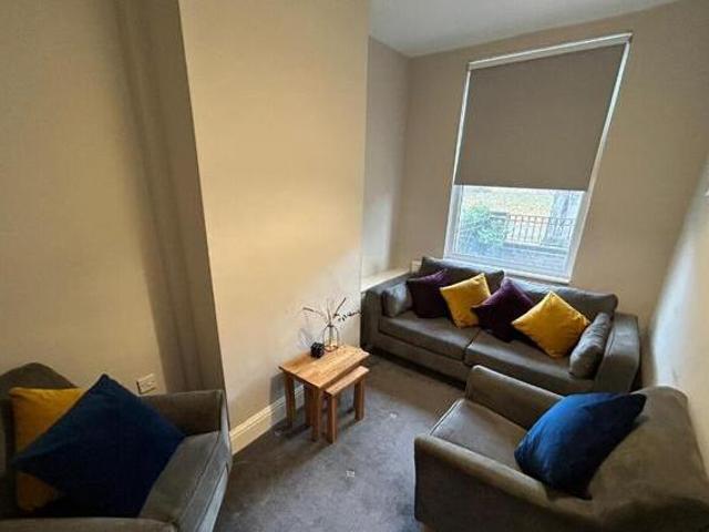 3 Bedroom Terraced House For Rent In The Arboretum, Nottingham