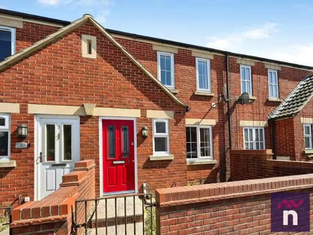 3 bedroom terraced house for rent in The Brambles, Trowbridge.