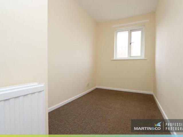 3 bedroom terraced house for rent in The Hawthorns, Pentwyn, CF23