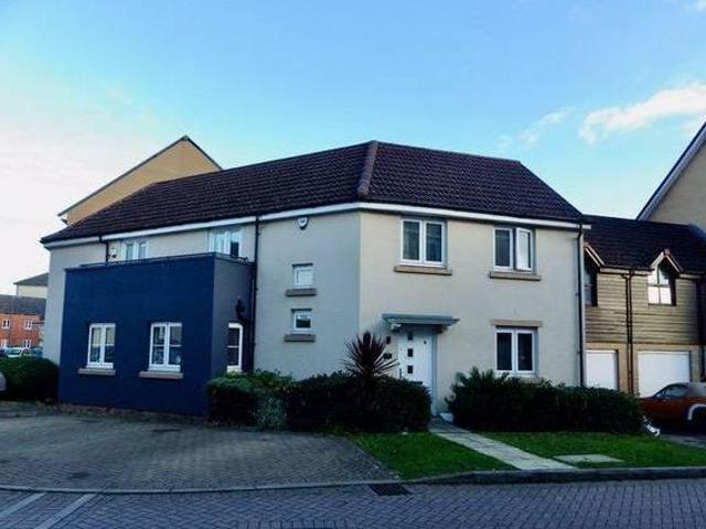 3 bedroom terraced house for rent in The Sidings Bristol BS16