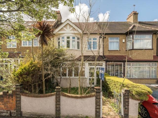 3 bedroom terraced house for rent in The Woodlands, Lewisham, SE13